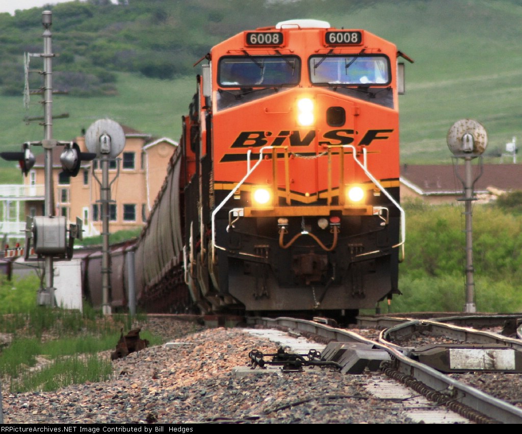 BNSF 6008